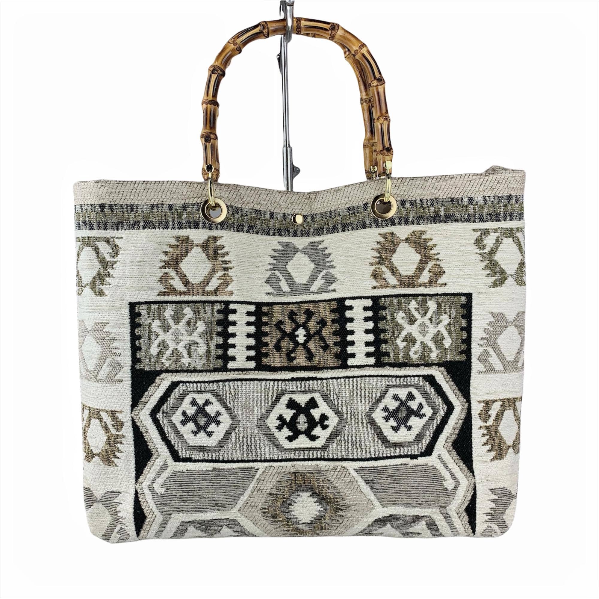 Online wholesale catalog of leather handbags from Florence, Italy, for ...